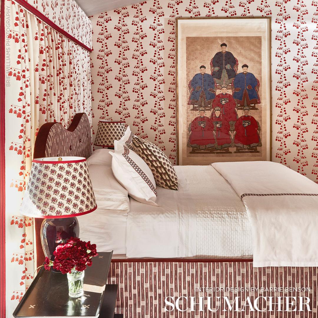Bleeding Hearts - Red Fabrics | Schumacher