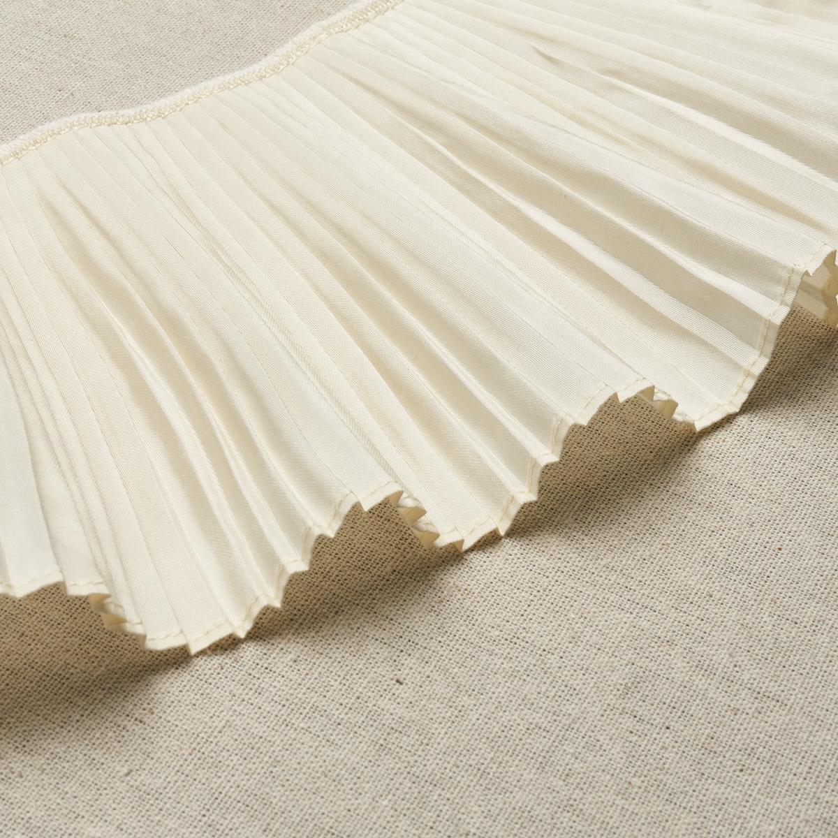Botticelli Silk Ruffle Trim - Bone Trims | Schumacher