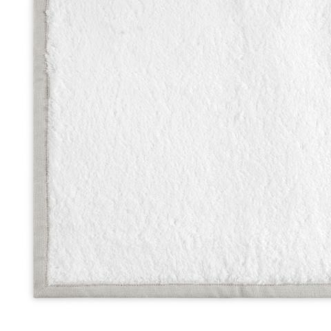 Enzo Bath - Quartz Bed & Bath | Schumacher